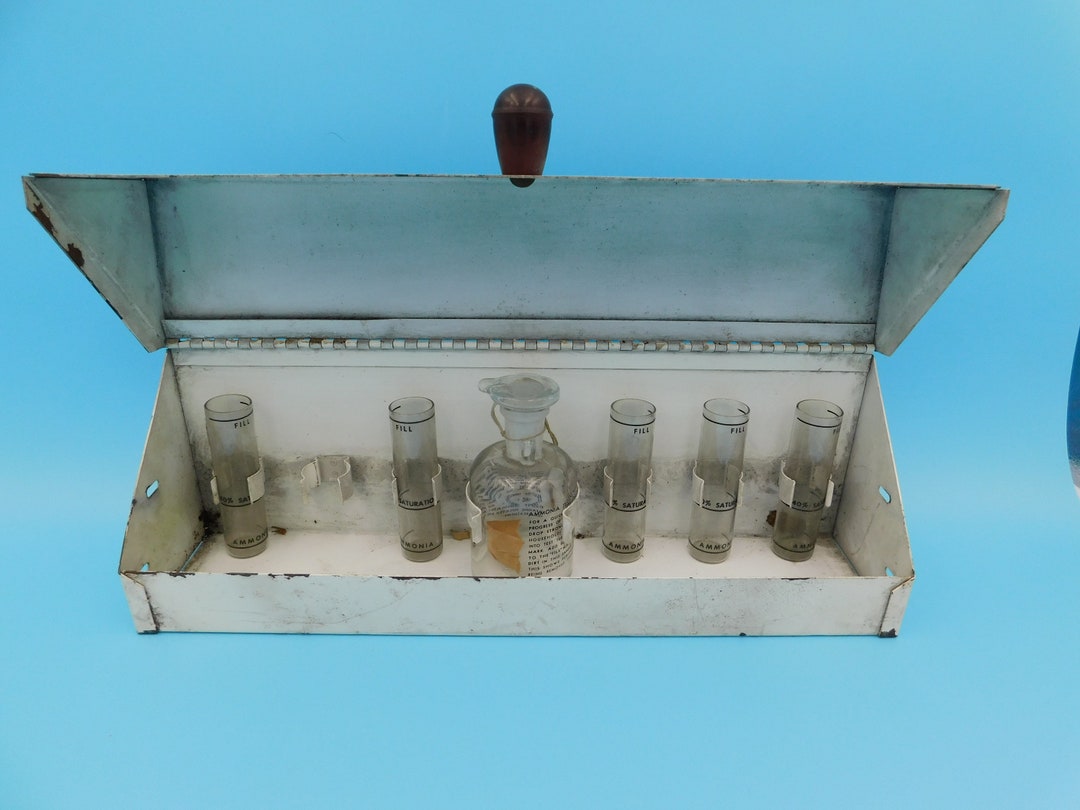 Vintage Ammonia Saturation Testing Kit Glass Bottle Decanter W 5 Vials ...