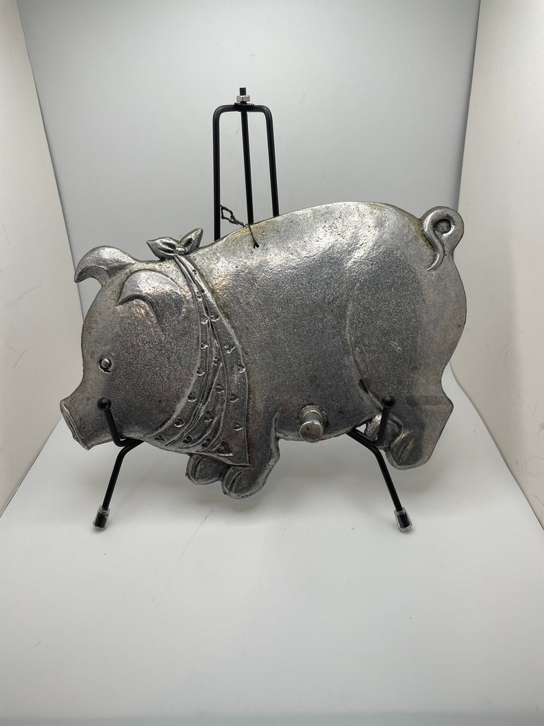 Vintage Cast Metal Pig Wall Hanging With Peg - Etsy