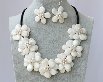18'' Natural White Shell Flower Necklace Pearl | Etsy