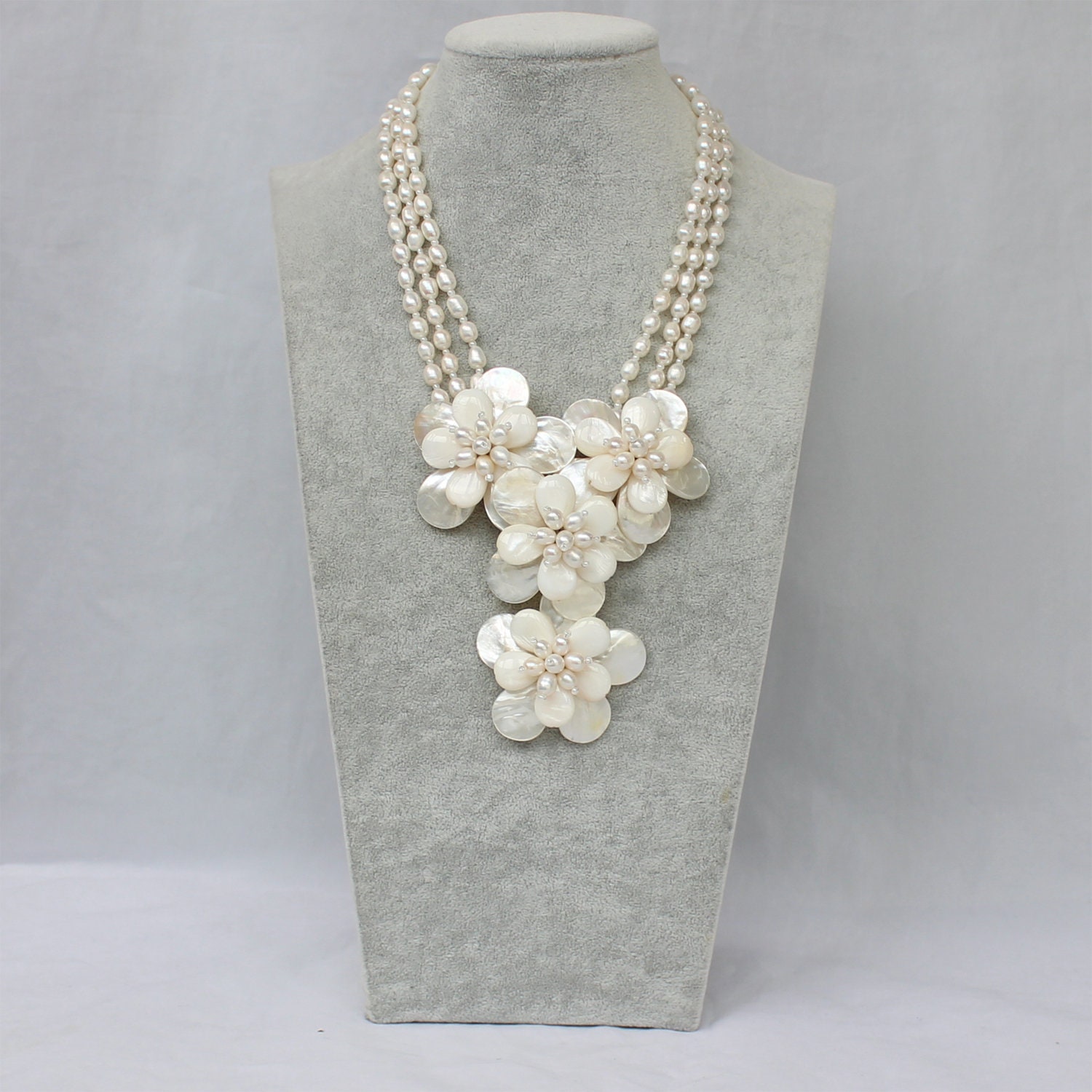 18'' Natural White Baroque Shell Flower Necklace Pearl Necklace Choker ...