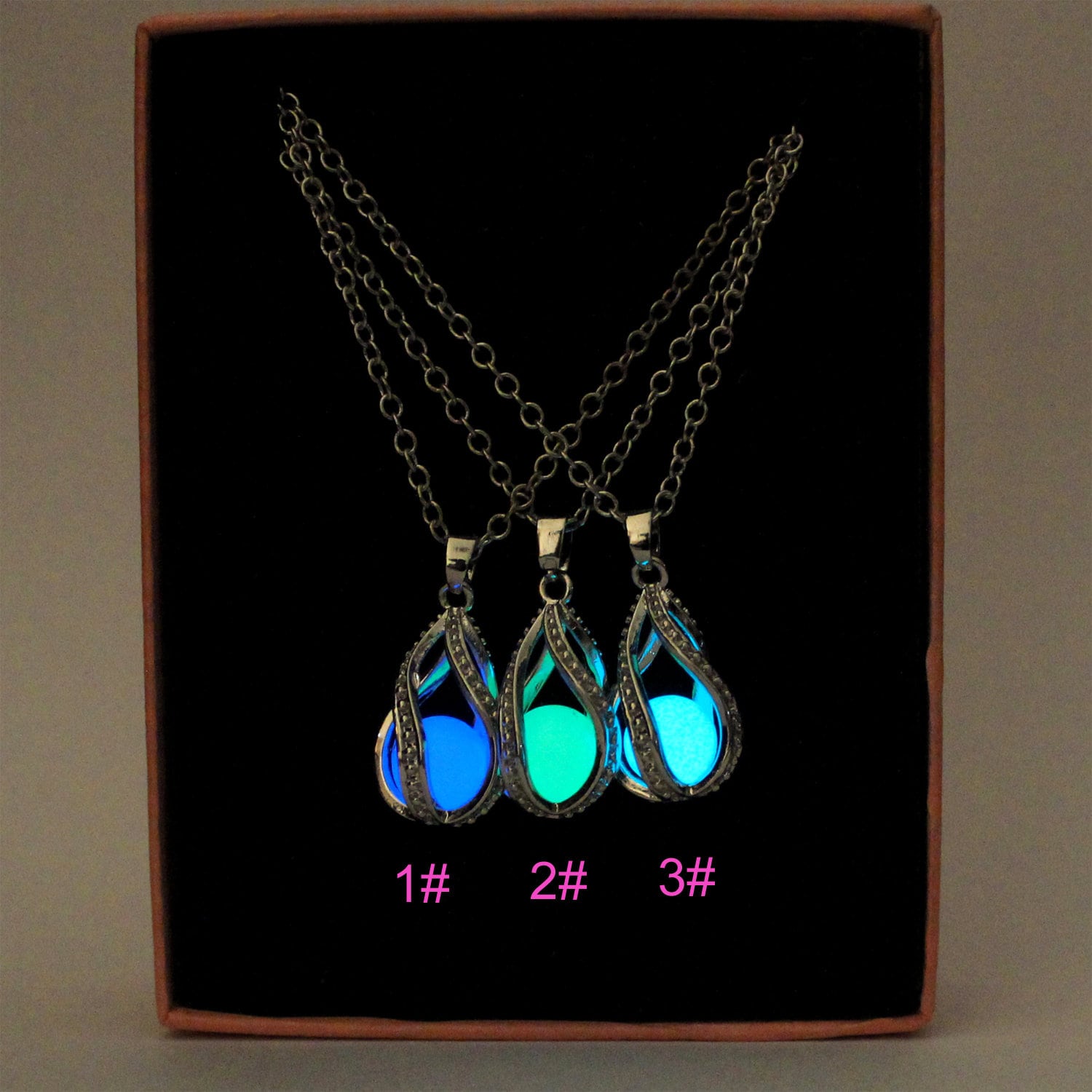 Glowing Necklace Glow in the Dark Necklace Glowing crystal | Etsy