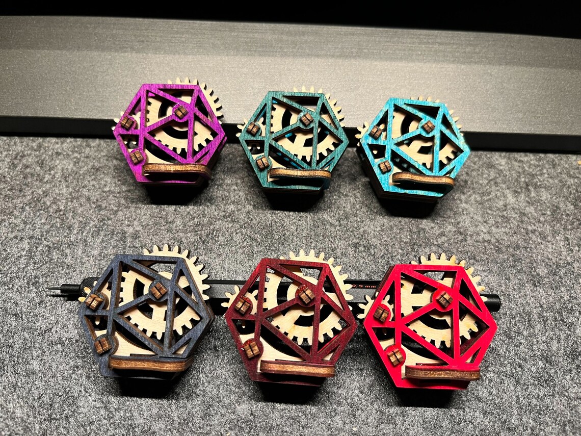 D20 Fidget Toy - Etsy