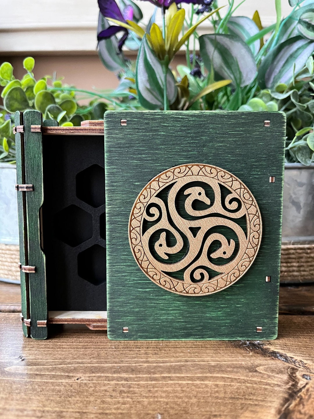 St. Patricks Dice Box | Dnd Celtic Gift | Dnd Gift | Customizable Dnd ...