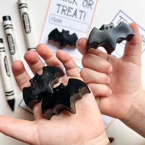 Halloween Crayons, Bat Party Favor, Classroom Halloween Favor ...