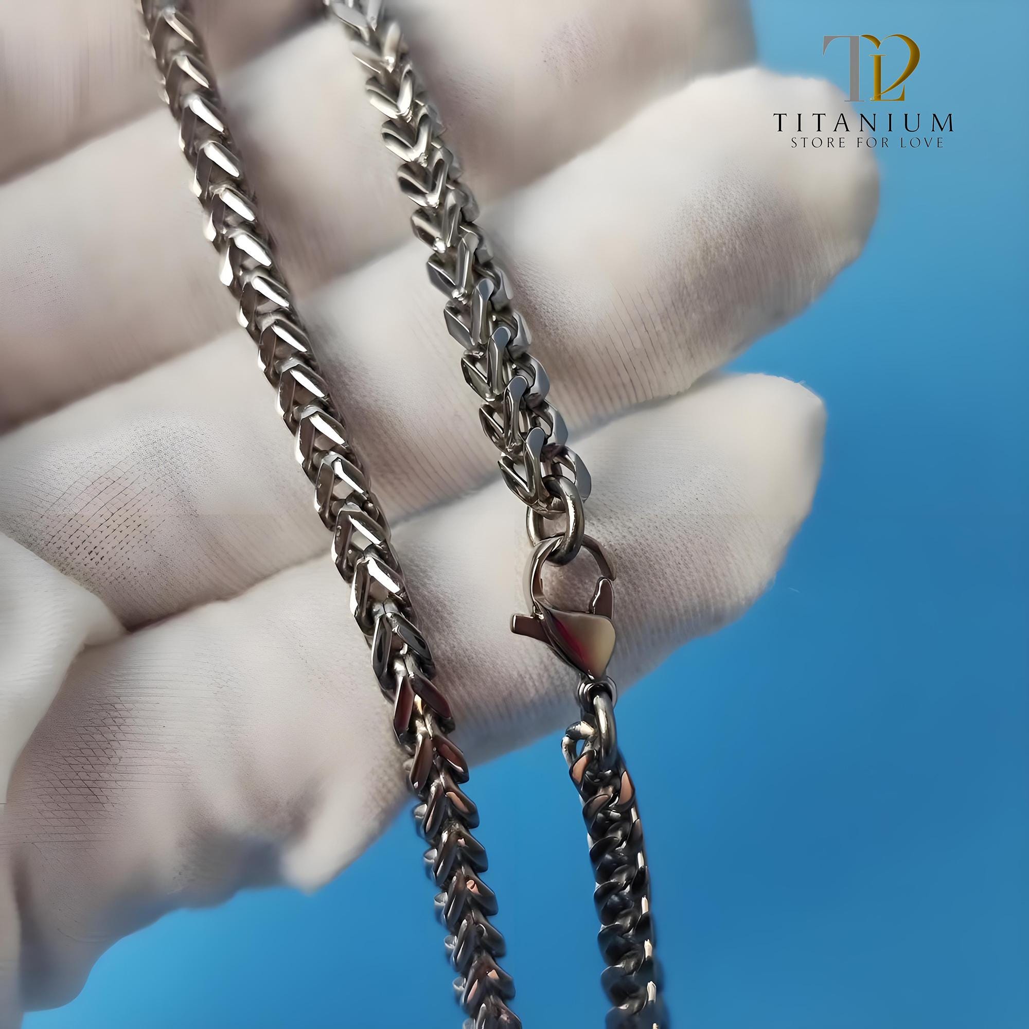 Pure Titanium Franco Chain Necklace: Polished V-link, Durable Daily ...