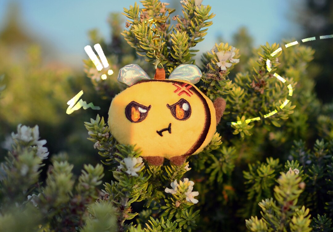 Angry Bee Emote Plush Keychain ~ League of Legends - Etsy