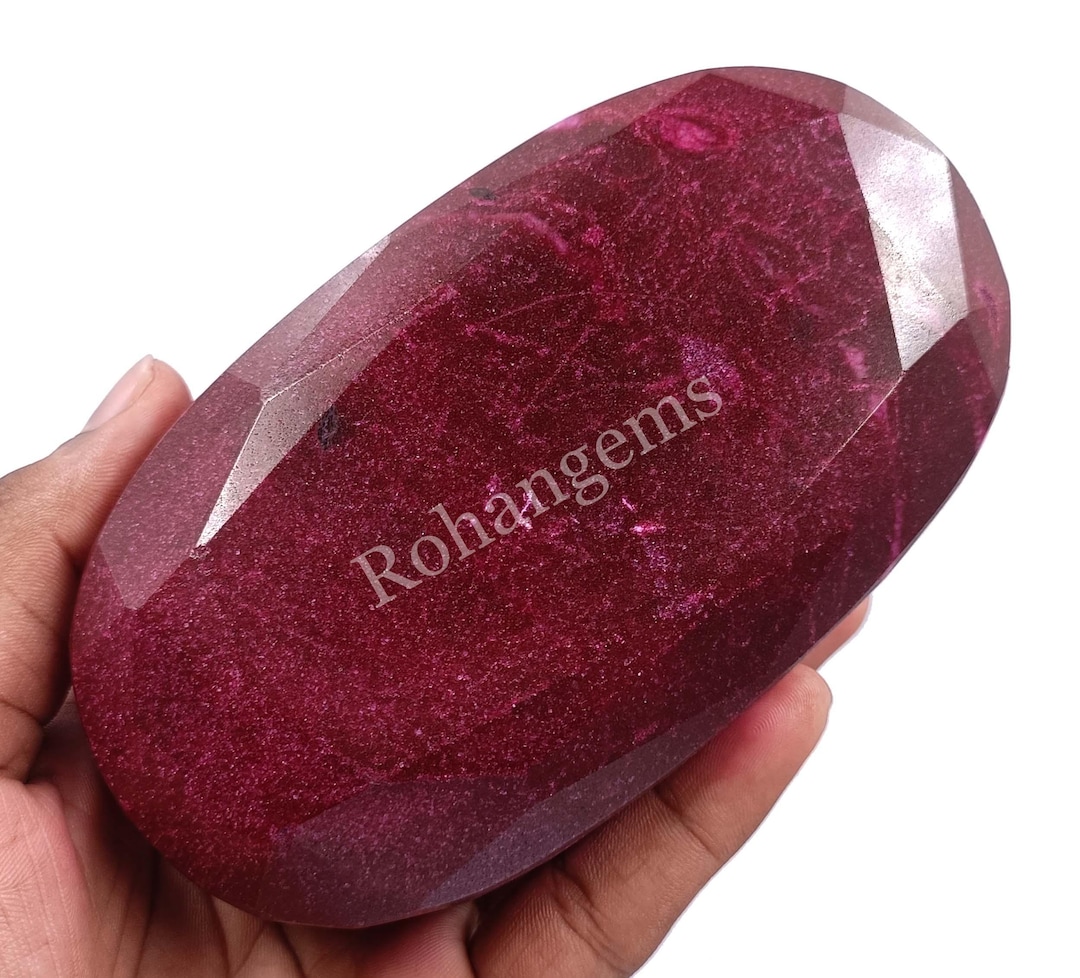 Pink Ruby Natural Certified Loose Gemstone 4773.00 Carat Faceted Oval ...