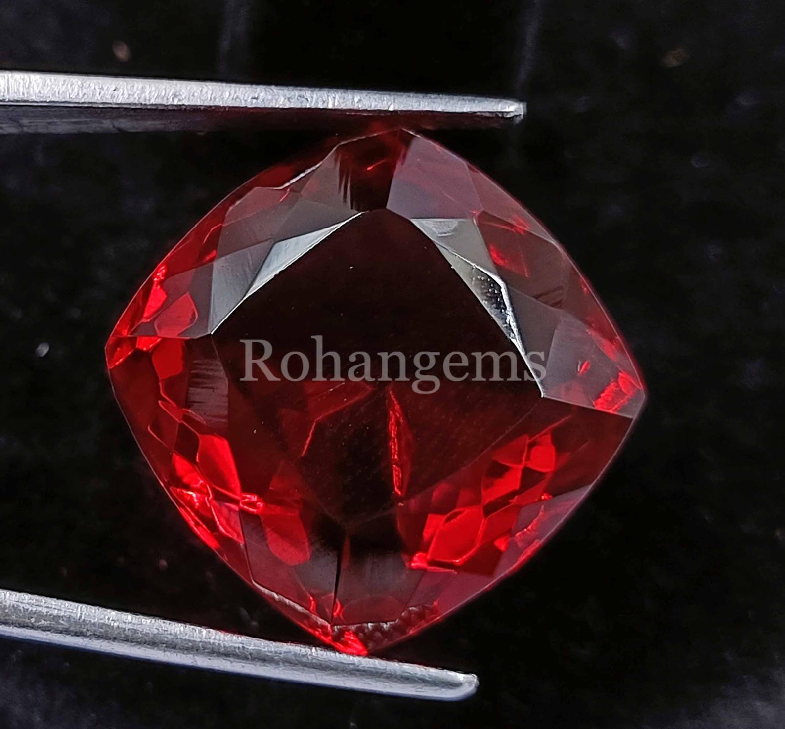 Red Ruby 36.00 CT Certified Natural Mind-blowing Shiny Ruby Stunning ...