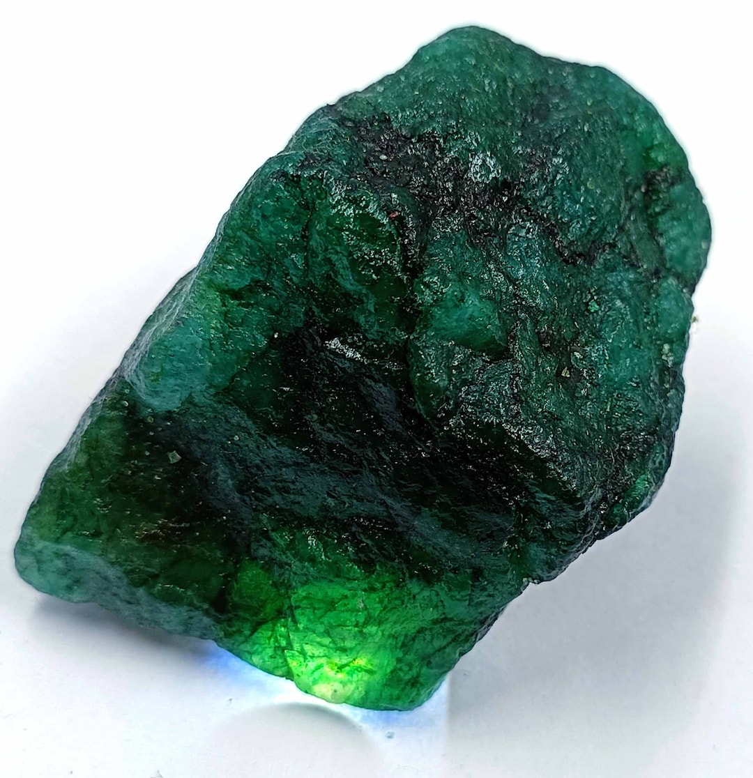 Rough Green Emerald Stone: 500-550ct Certified Colombian Gem - Etsy