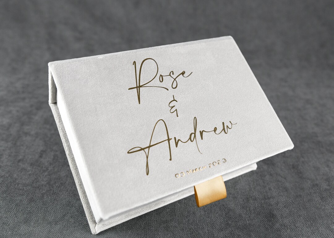Light Box for Photos of 6x9 / 4x6 / 5x7 Sizes, Personalized Picture ...