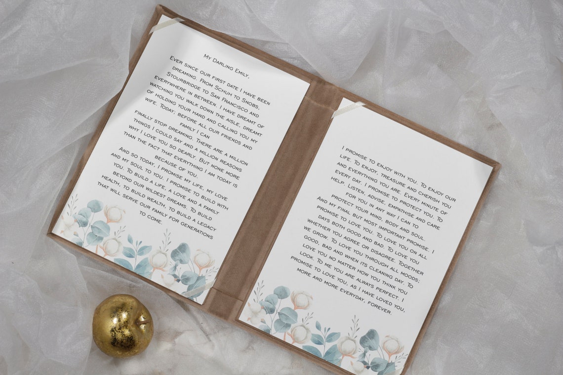 Wedding Officiant Ceremony Book, Personalized Velvet Wedding Book ...