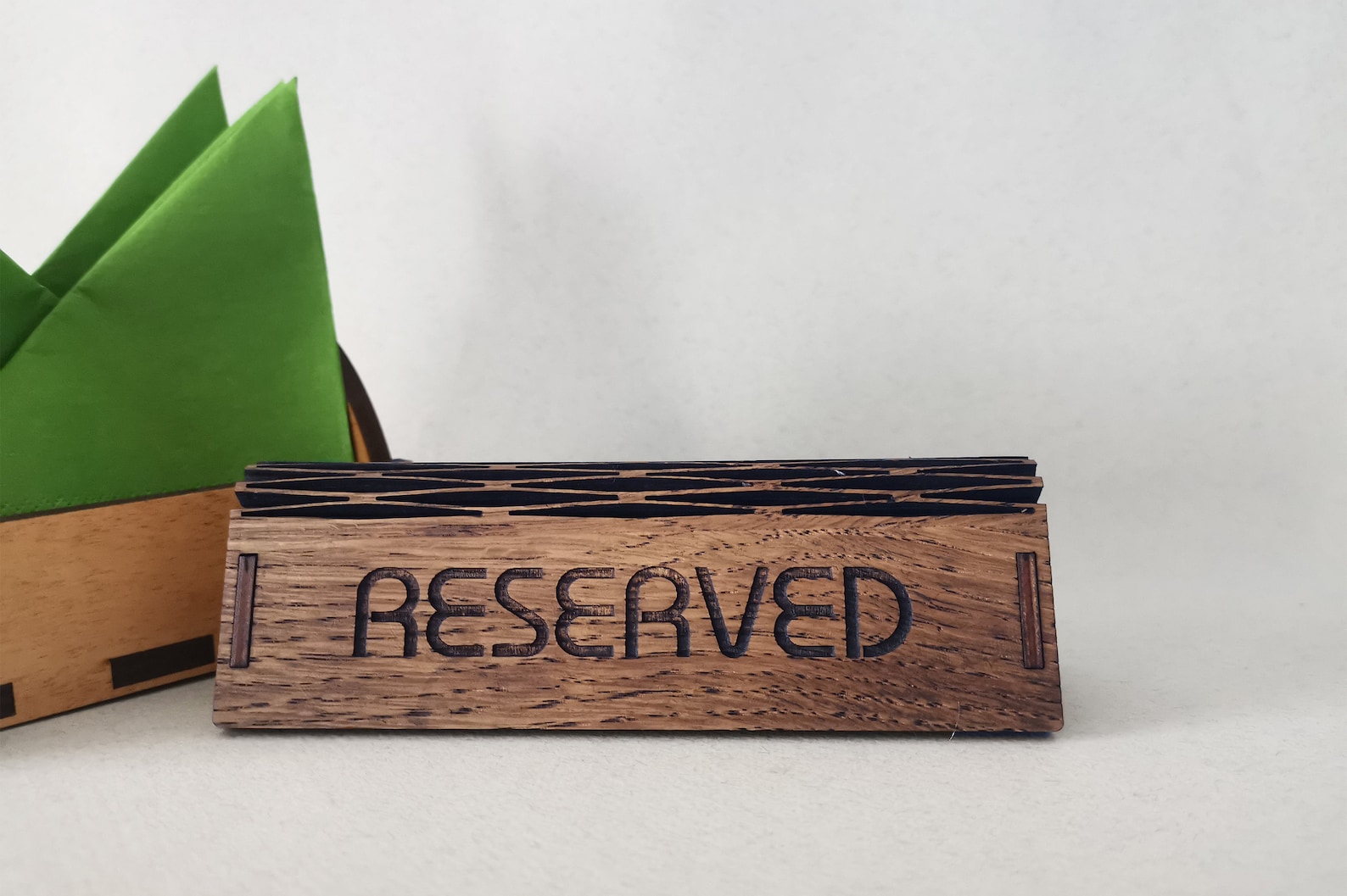 Oak Wood Reserved Table Sign / Wooden Reserved Sign for - Etsy