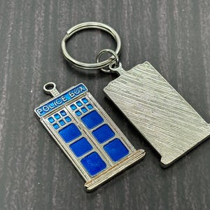 Doctor Who Inspired Tardis Keychain, Police Box Time Machine Keychain ...