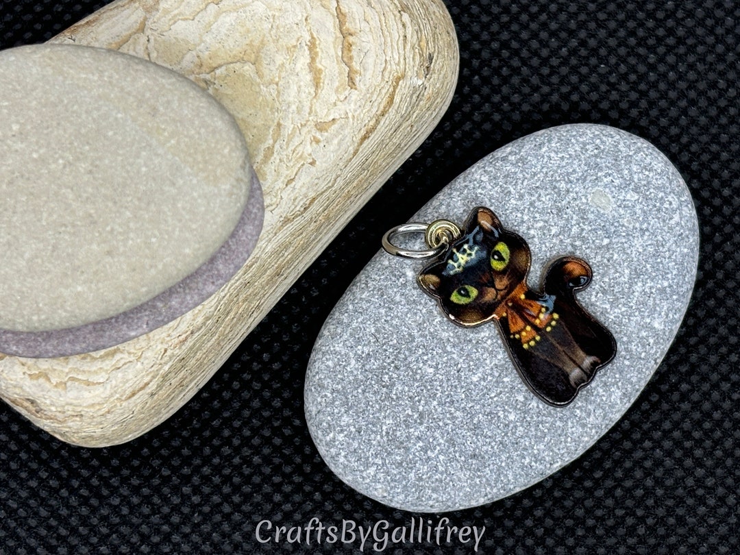 6 Black Cat Charms for Making Jewelry & Crafts | Enamel Halloween ...