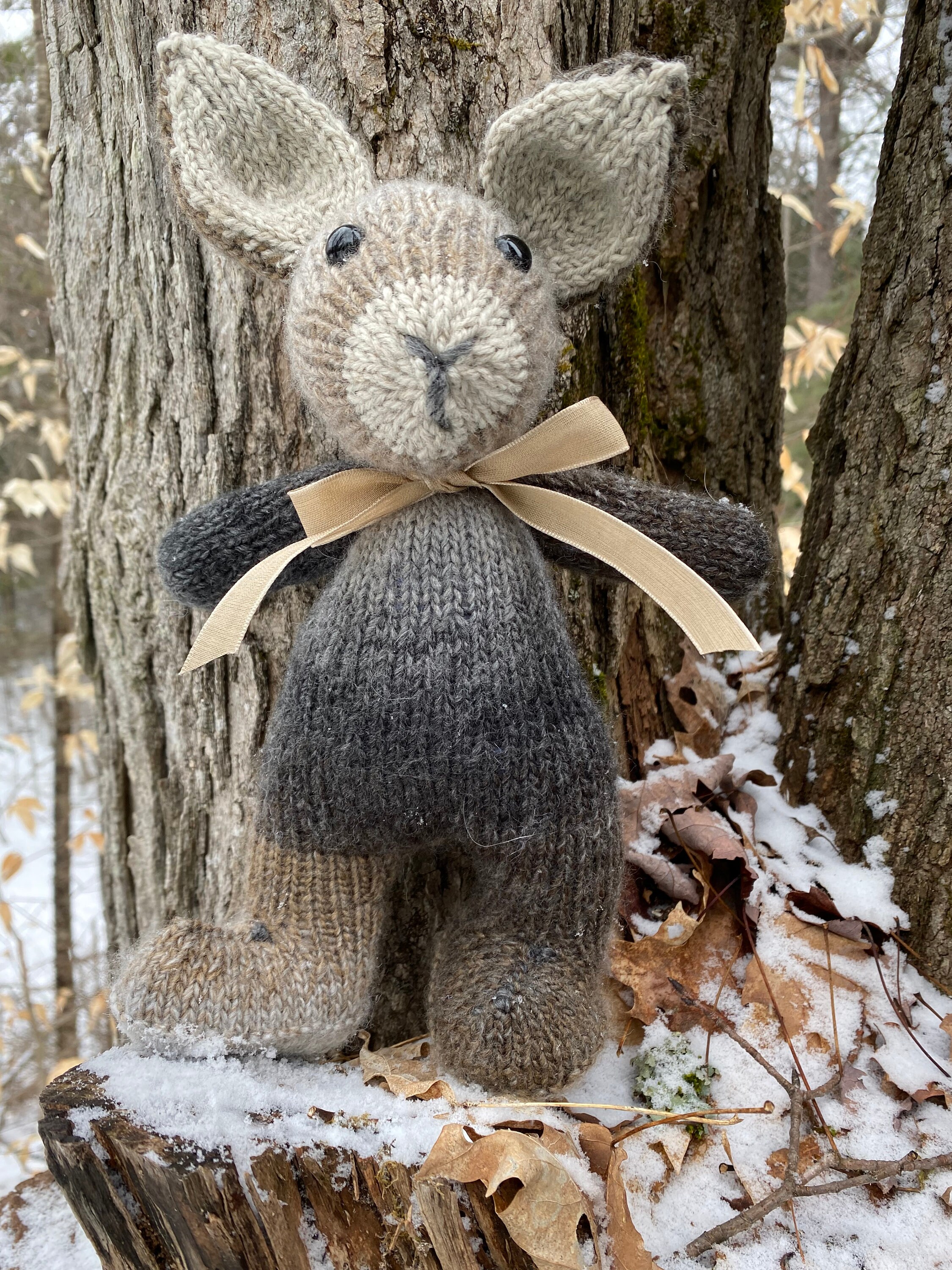 Small Knitted Bunny in Neutral Colors // Knitted Stuffed Bunny - Etsy