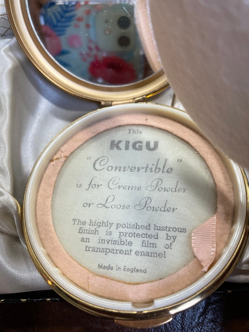Vintage Kigu of England Compact Set in Original Box - Etsy
