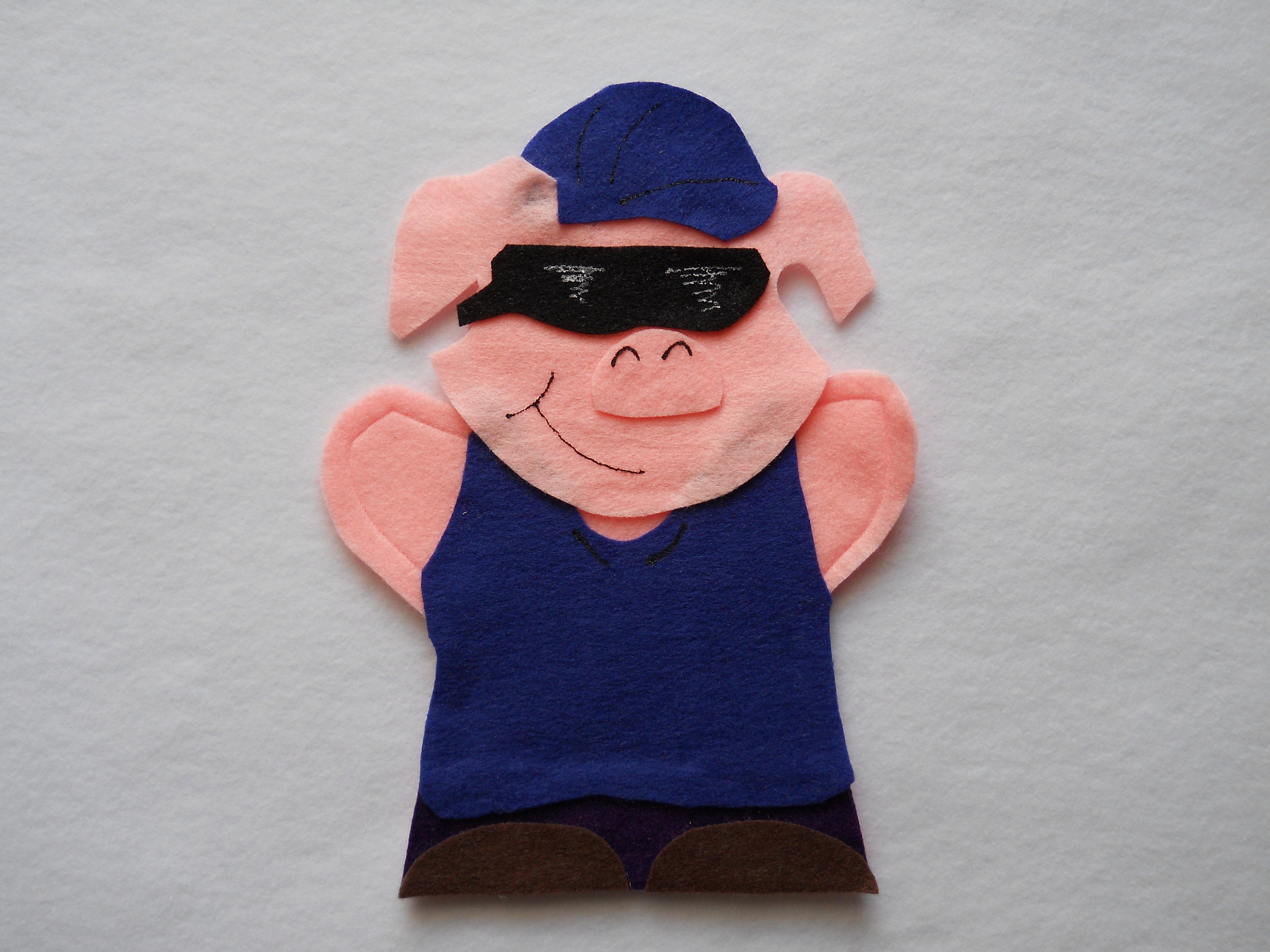 AIM Language Learning, Les Trois Petits Cochons (3 Little Pigs) Hand ...