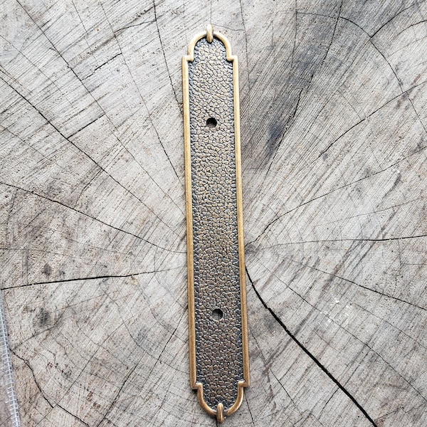 Antique Cabinet Pulls With Backplate - Etsy