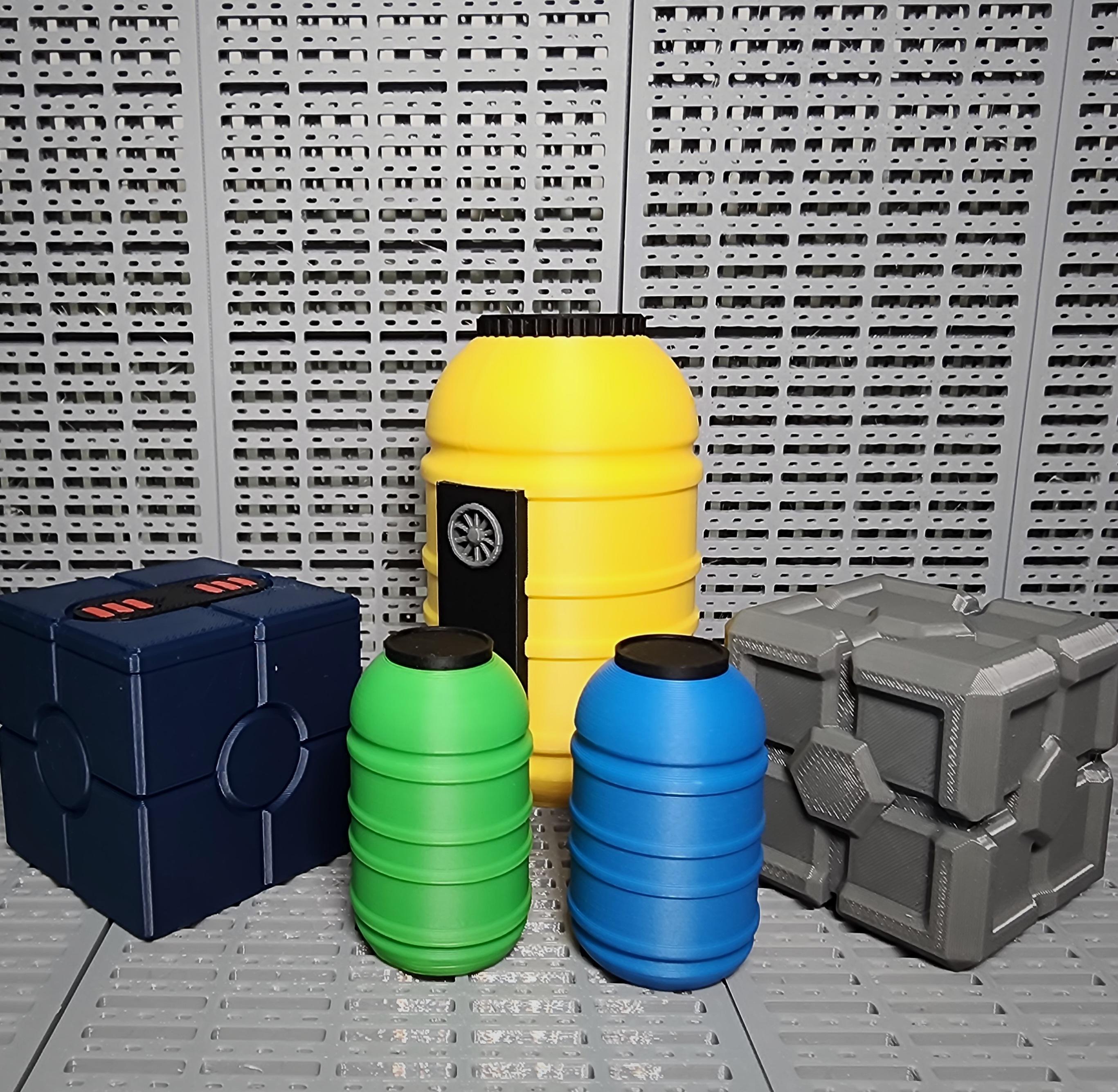 Sci-fi, Star Wars Inspired Shipping Cargo, 1/12 Scale Accessory Prop - Etsy