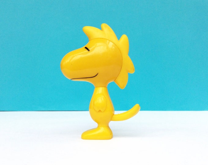 Vintage Woodstock Figurine, Snoopy's Bird Friend, Plastic Yellow Bird ...