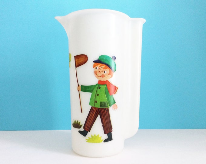 Vintage Tupperware Pitcher With Cute Boy and Butterfly, 2 Quarts ...