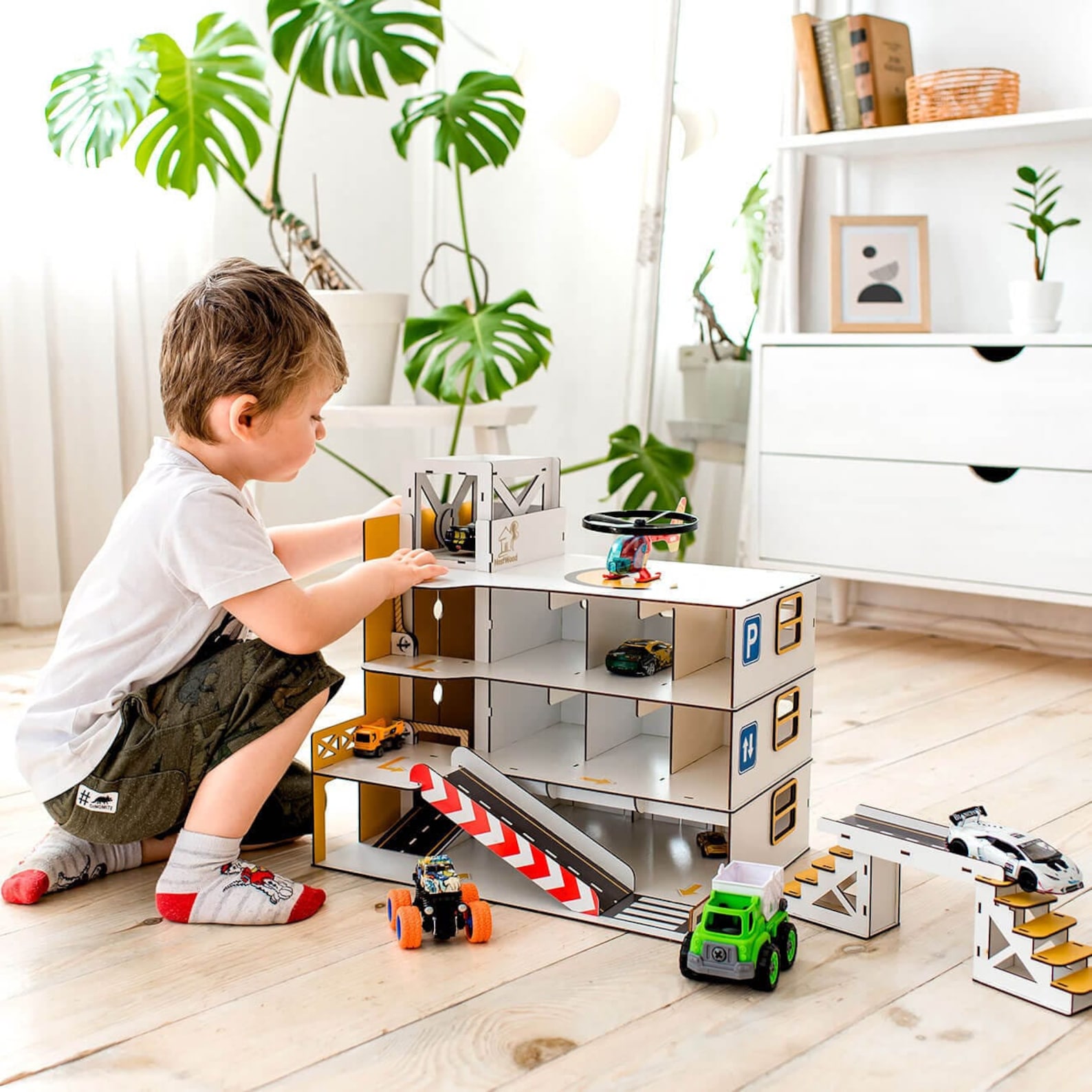 Toy Car Garage With Lift, Car Parking for Boys, Miniature Toys, DIY Toy ...