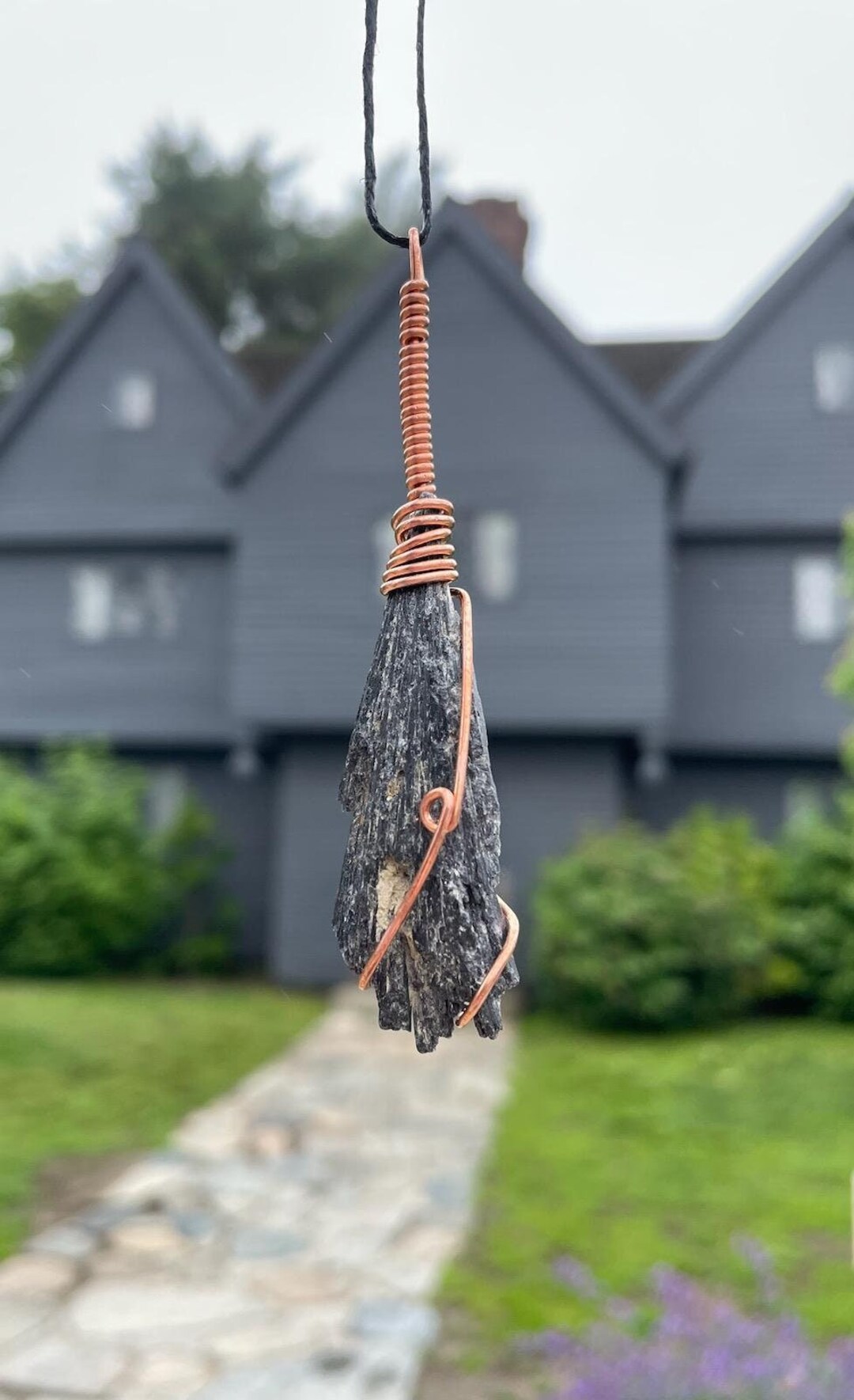 Black Kyanite and Copper Wrapped Broom Necklace - Etsy