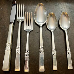 Vintage ONEIDA Community morning Star Pattern 1948 Silverplate 52 Piece ...