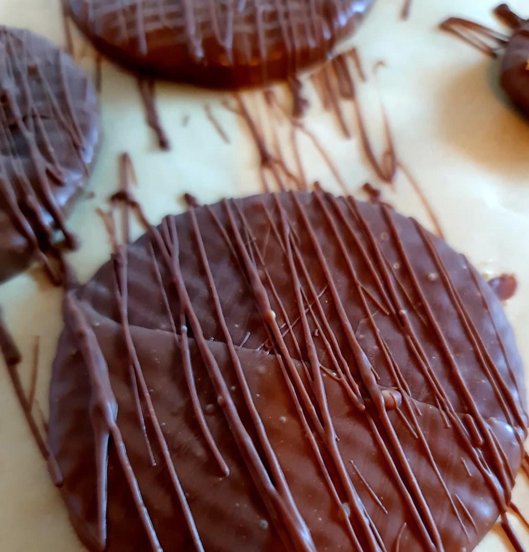 6 Chocolate Covered Stroopwafels: Caramel Wafers Postal Bakes. Gift ...