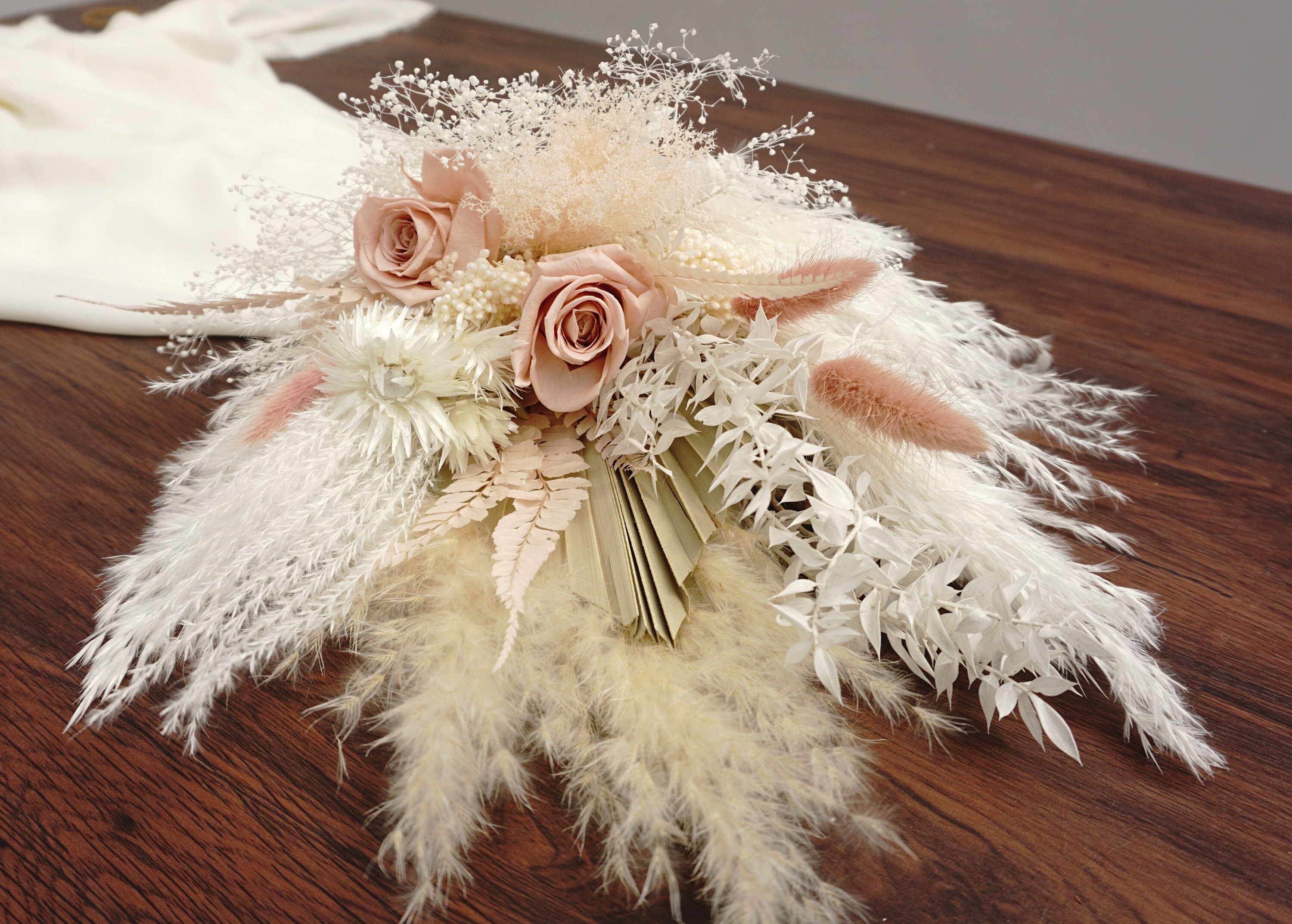 Toffee Peach Blush Rose Bouquet / Pampas Grass Bouquet / - Etsy