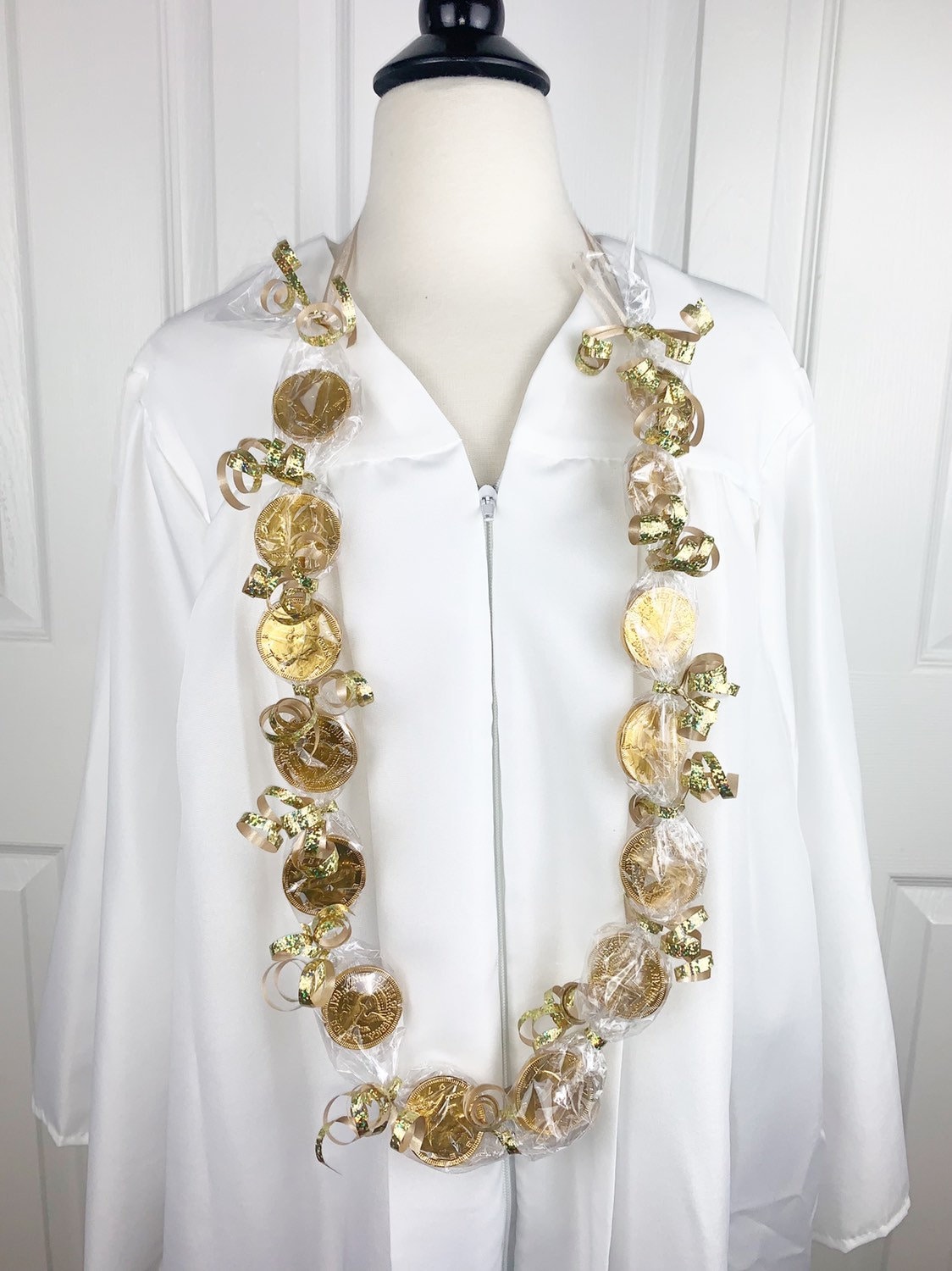 CANDY LEI - Graduation Lei - GOLD Coin Chocolates - Party Favors ...