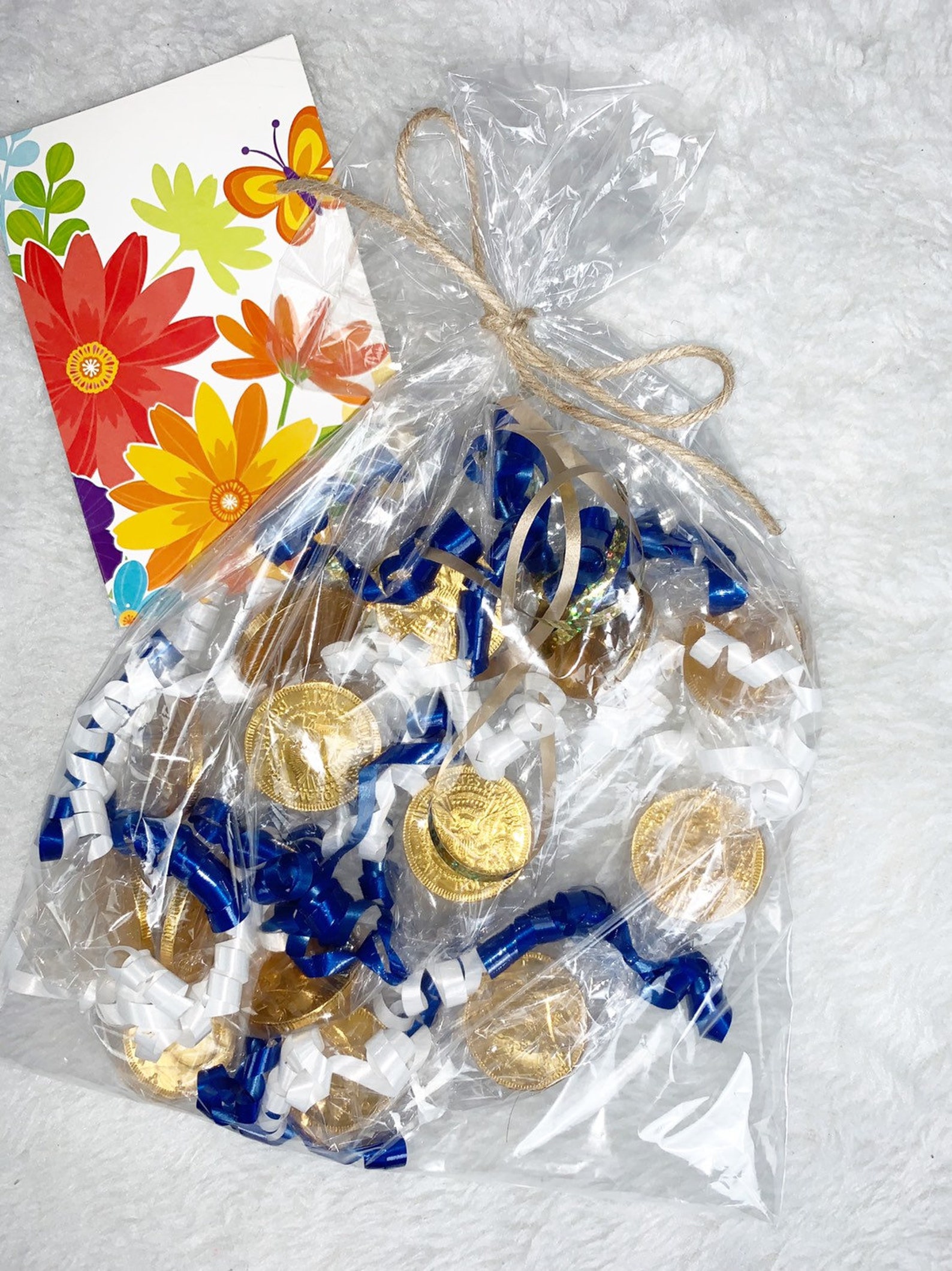 CANDY LEI - Graduation Lei - GOLD Coin Chocolates - Party Favors ...