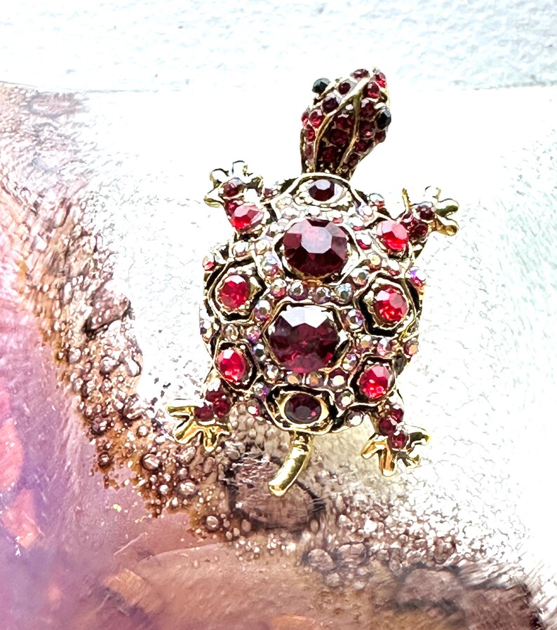Crystal Turtle Brooch and Pendant - Vintage Style Rhinestone Sea Turtle ...