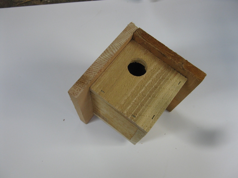 Wren Bird House Nesting Box All Natural Rough Sawn Western Red Cedar ...