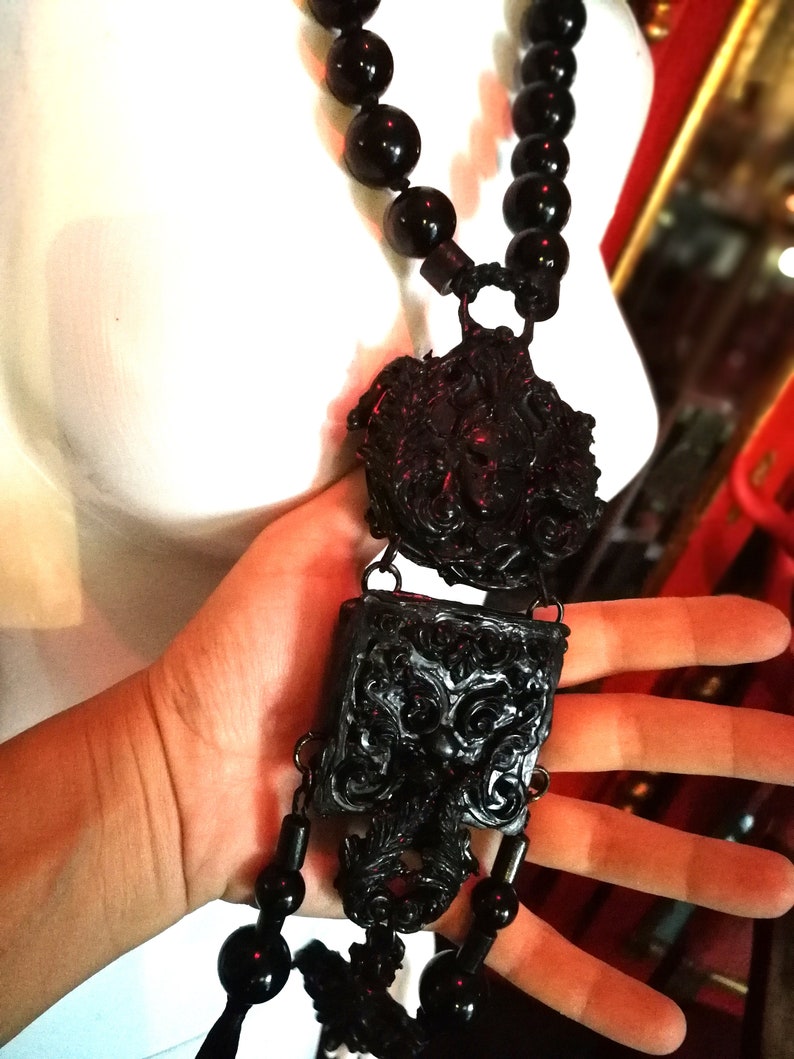 Goth Jewel, Necklace Dark Woman, Black Mirror Talisman, Victorian ...