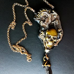 Necronomicon Seal Cthulhu Mythos, Lovercraft Occultist Pendant Black ...