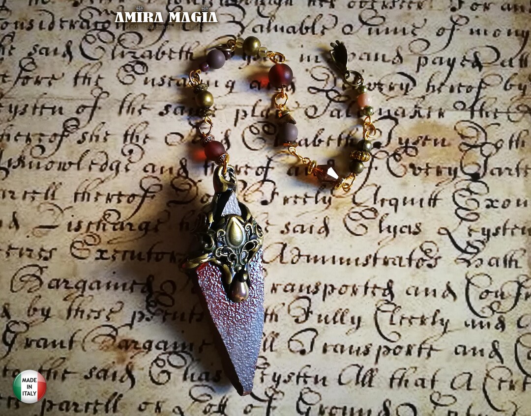 Magic Pendulum Reading, Dowsing Witch Ritual Tools, Witchcraft Altar ...