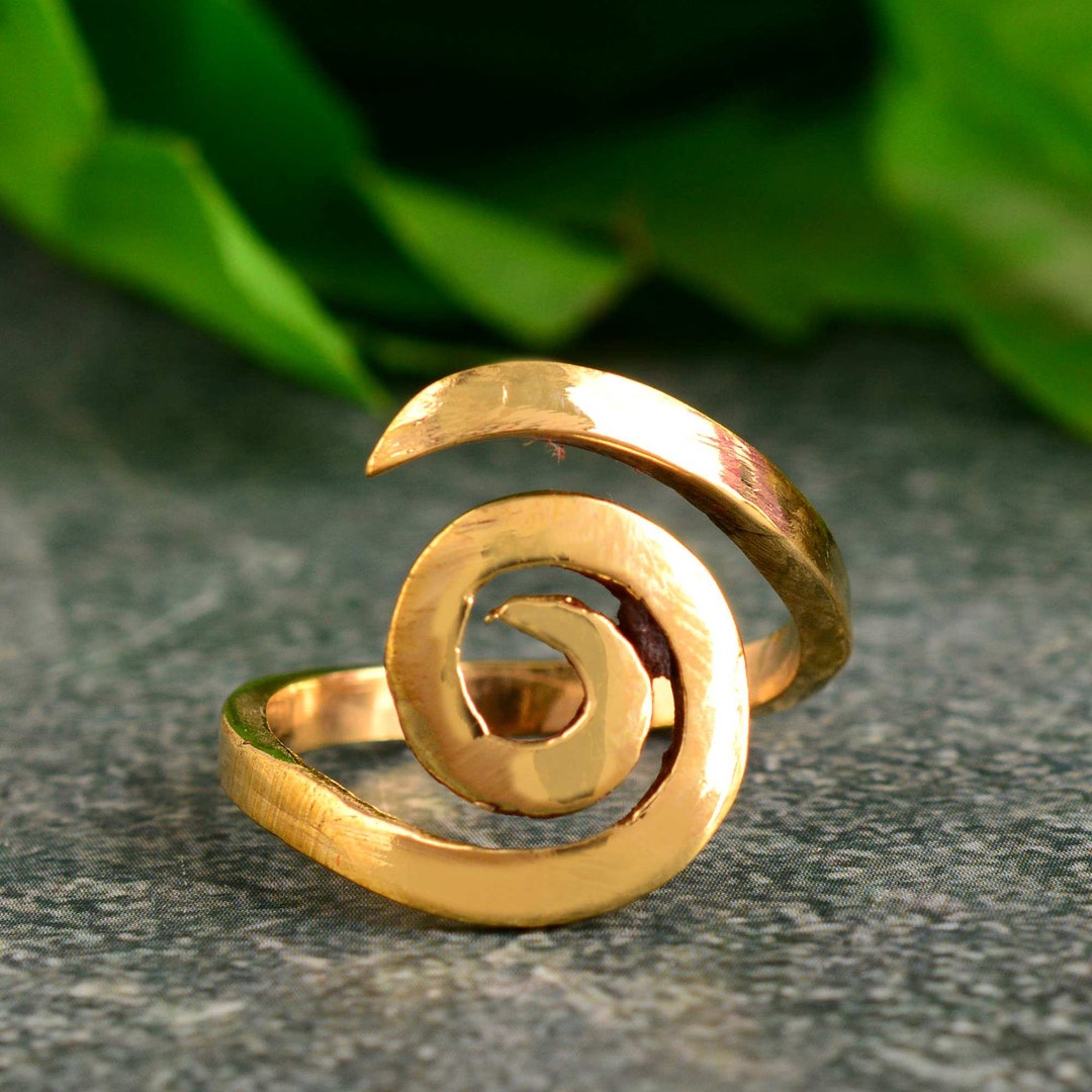 Spiral Ring, Hypnotic Ring, Spiral Brass Ring,swirl Ring, Gold Wired ...