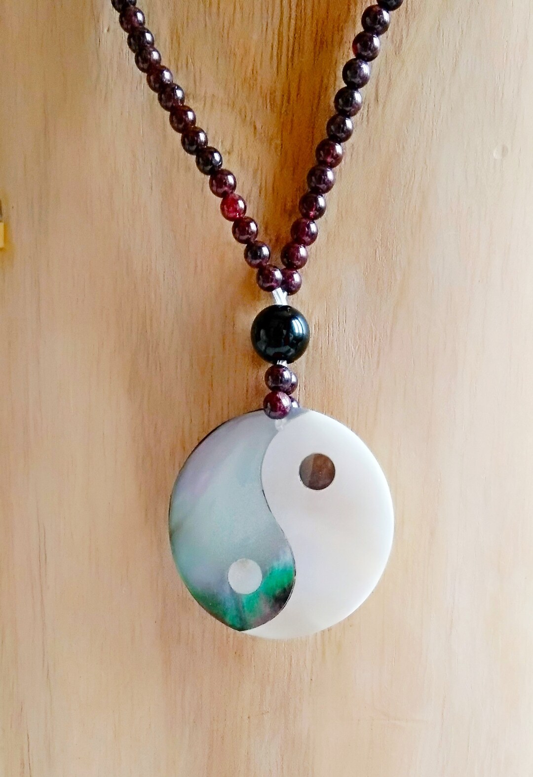 YING YANG Pendant. Garnet Necklace. Necklace of Natural Malachite and ...