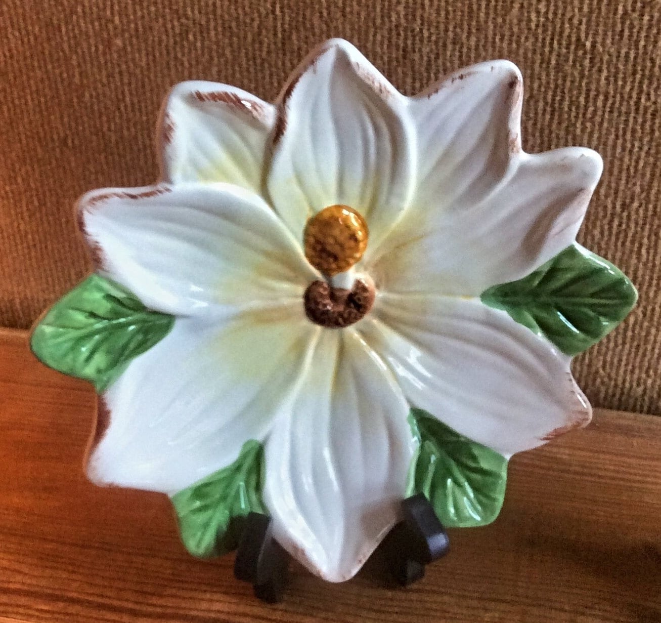 White Lotus Flower Ceramic Plates 9, Hand Painted Plate, Floral Dish ...