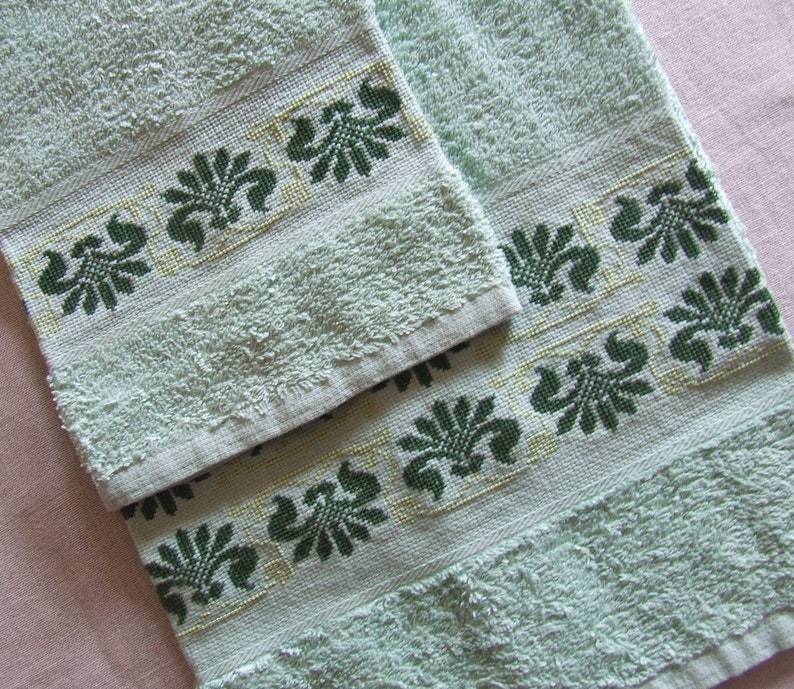 Sponge Towel Set and Cross Stitch Embroidery Green on Green - Etsy