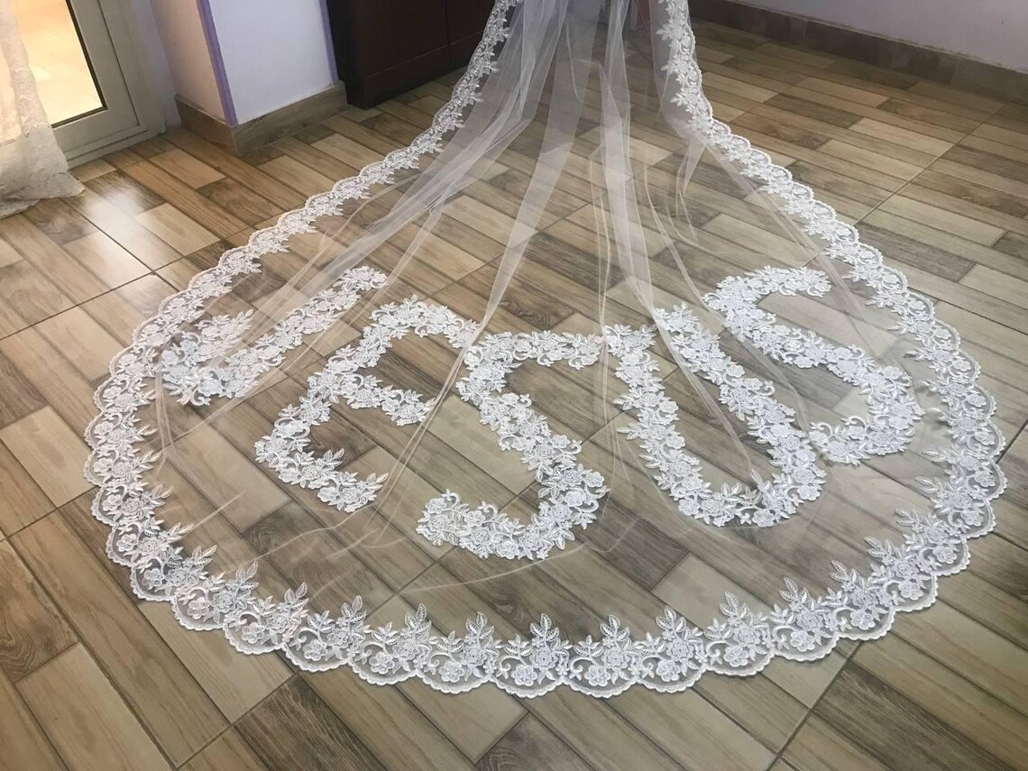 Embroidery Lace Bridal Veil: Custom Name, Jesus, Monogram - Etsy