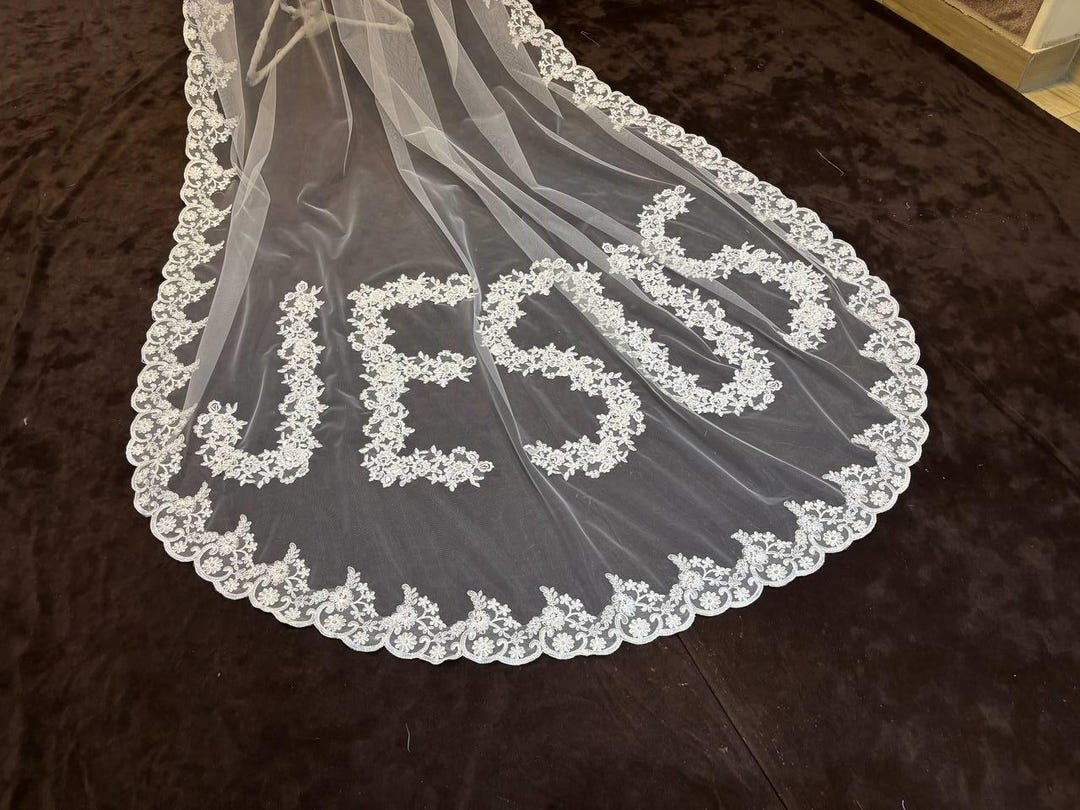 Embroidery Jesus Bridal Veil, Custom Name Veil, 1 Tier Veil Lace Edge ...