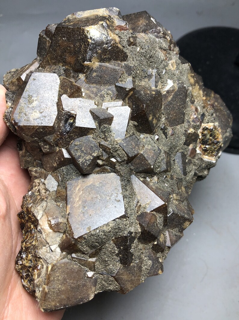 1880g New Find Raw Natural Rare Garnet Crystal Specimens Y157 - Etsy