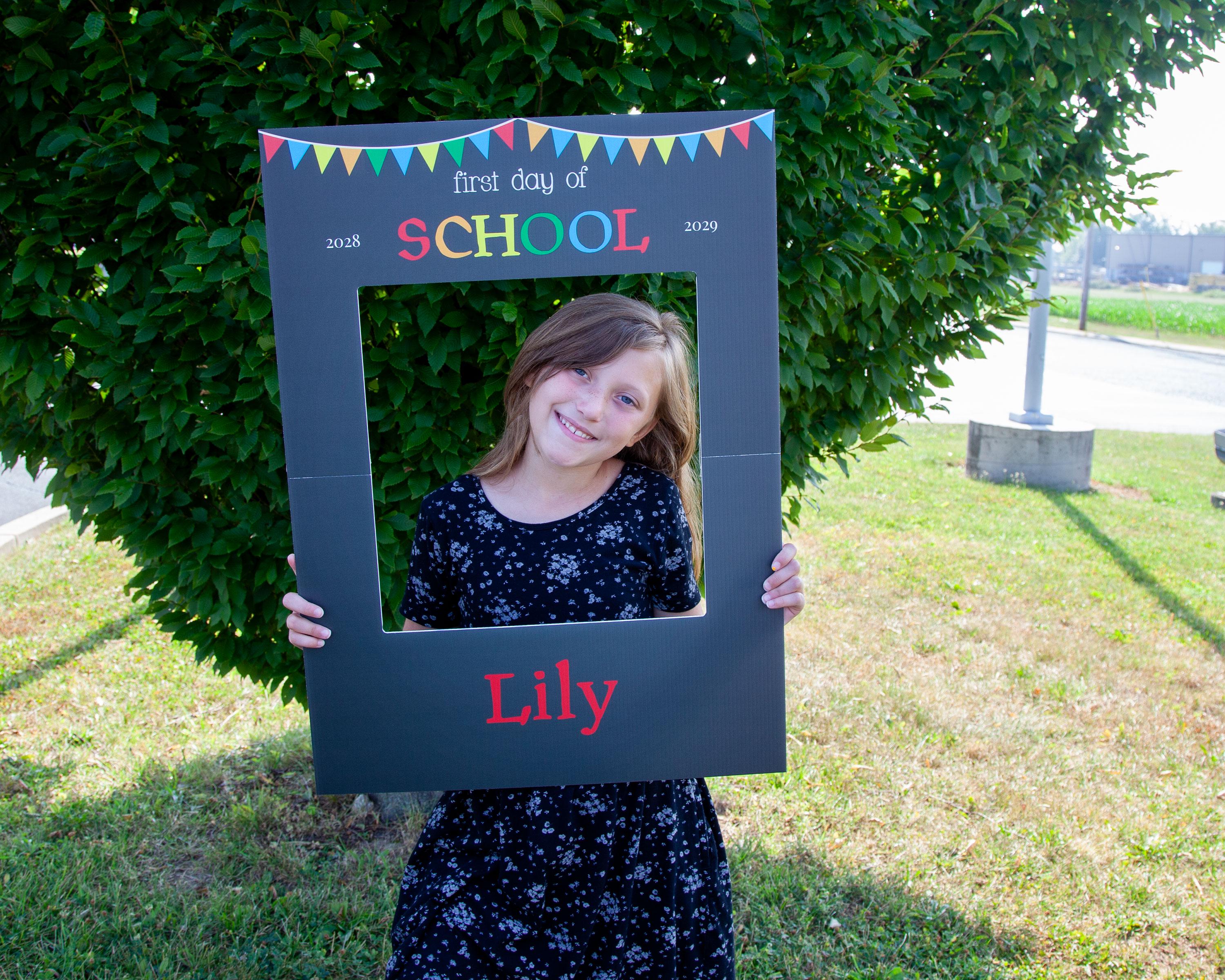 Custom Back to School Selfie Frame: Corrugated Plastic Photo Prop - Etsy
