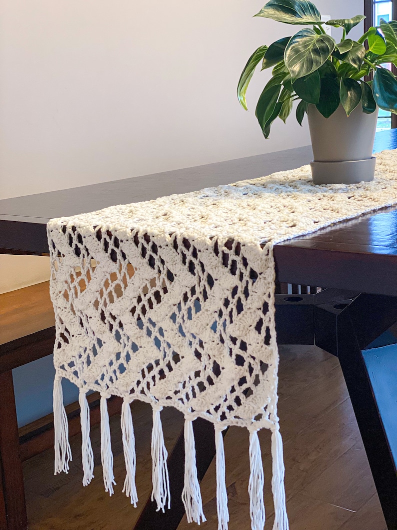 PDF Zigzag Table Runner Crochet Pattern Table Runner Pattern - Etsy