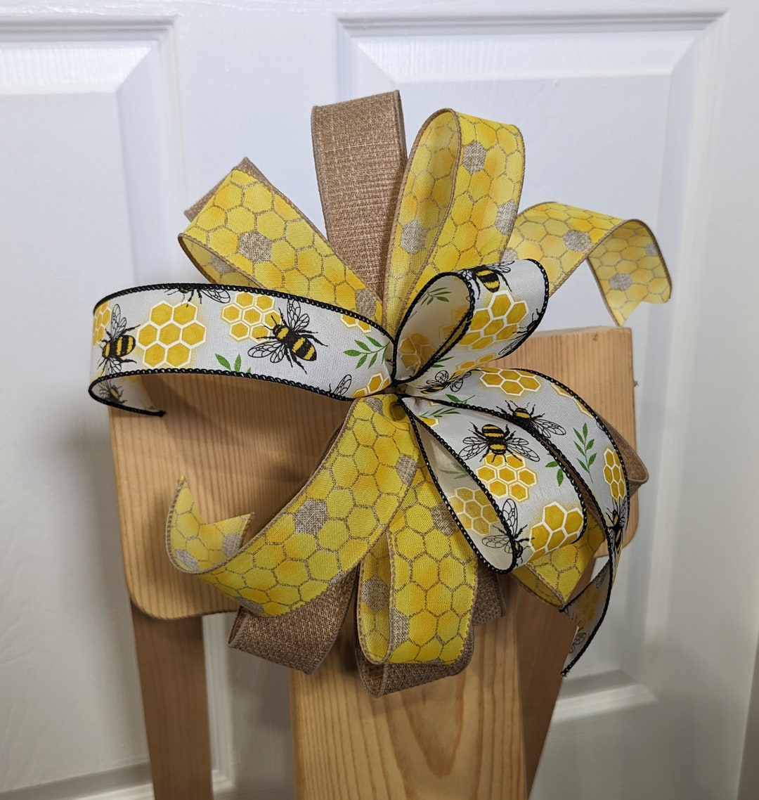 Bee-themed Bow: Bee-inspired Ribbon Design Great for Home and Garden ...