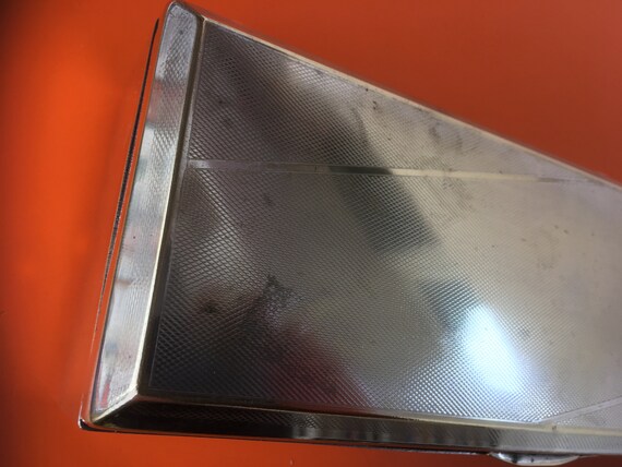 Mid-century Cigarette Box From The Iconic State Expre… - Gem