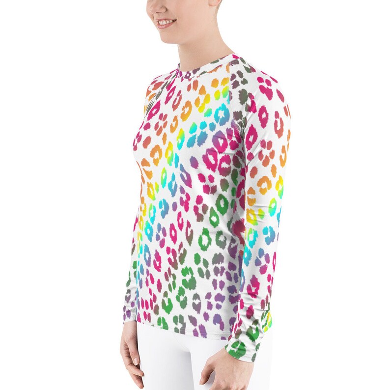 CHEETAH RASH GUARD Women's Rash Guard Animal Print Long Sleeve Body ...