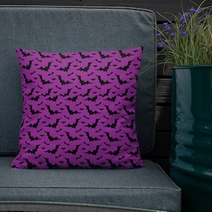 HALLOWEEN PILLOW BAT Print Decorative Throw Pillow Home Decor Halloween ...